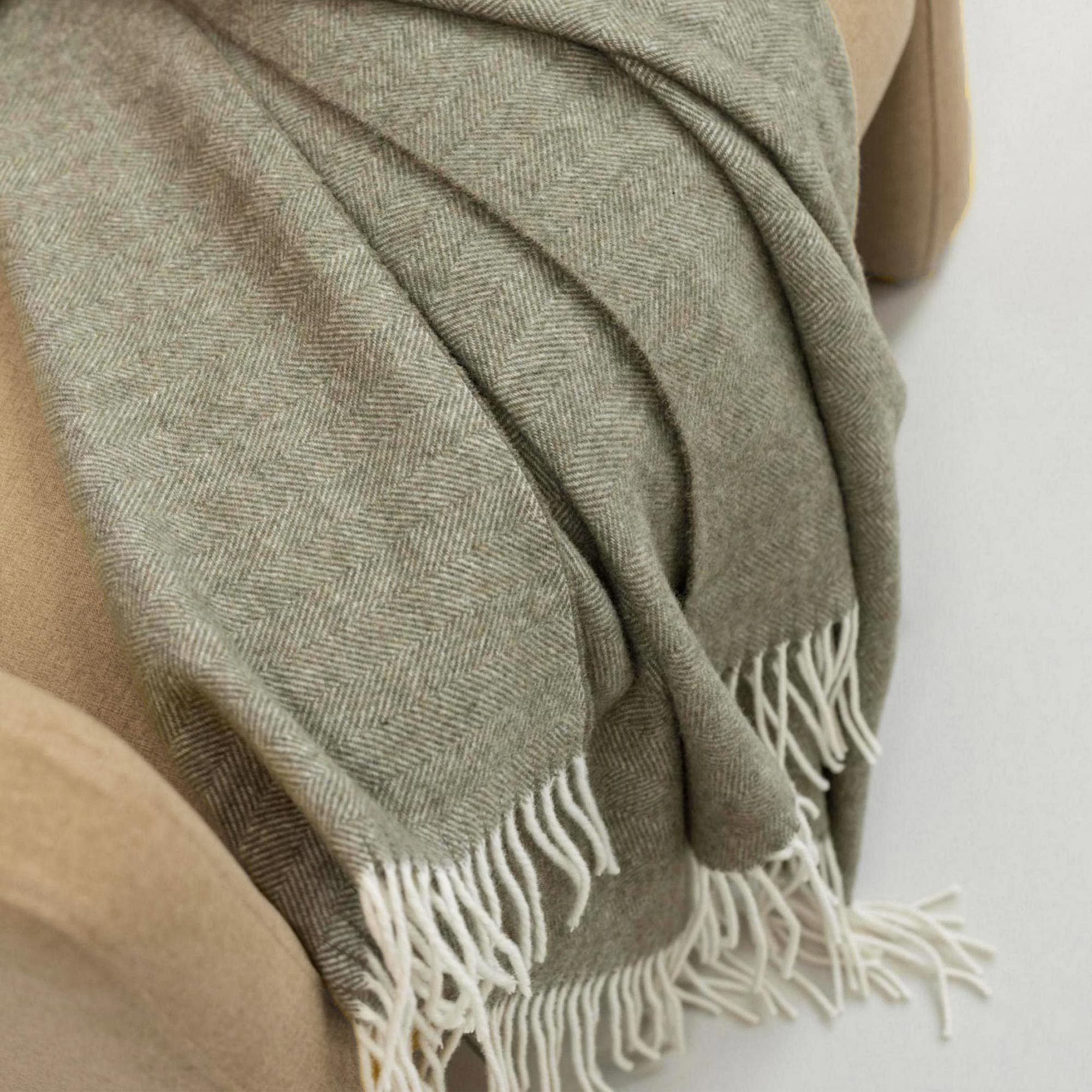 Cashmere Throw in Sage Green | Cashmere and Merino Wool Sage Green ...