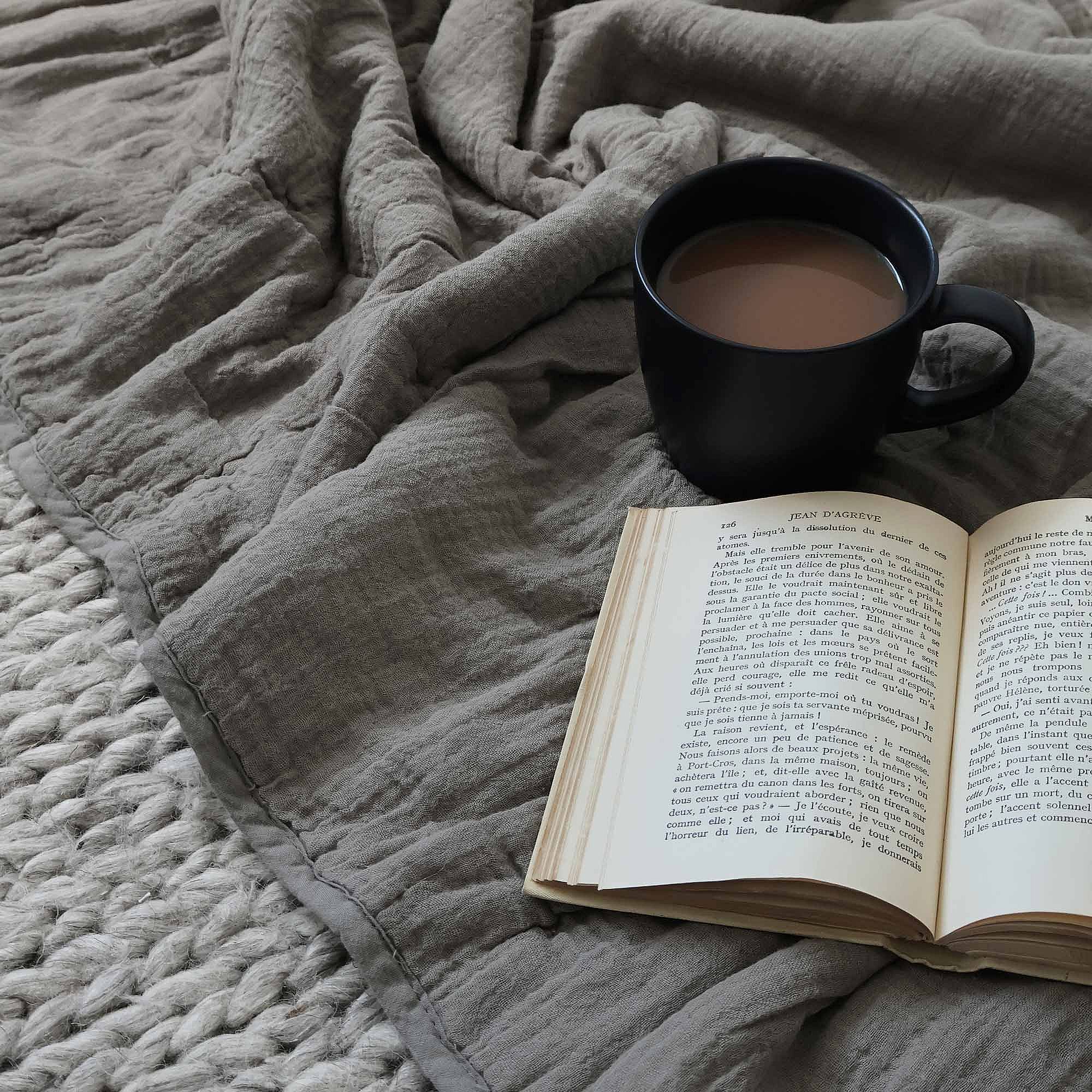 Lover’s Embrace Cotton Runner in Elephant | Cotton Bed Runner in ...