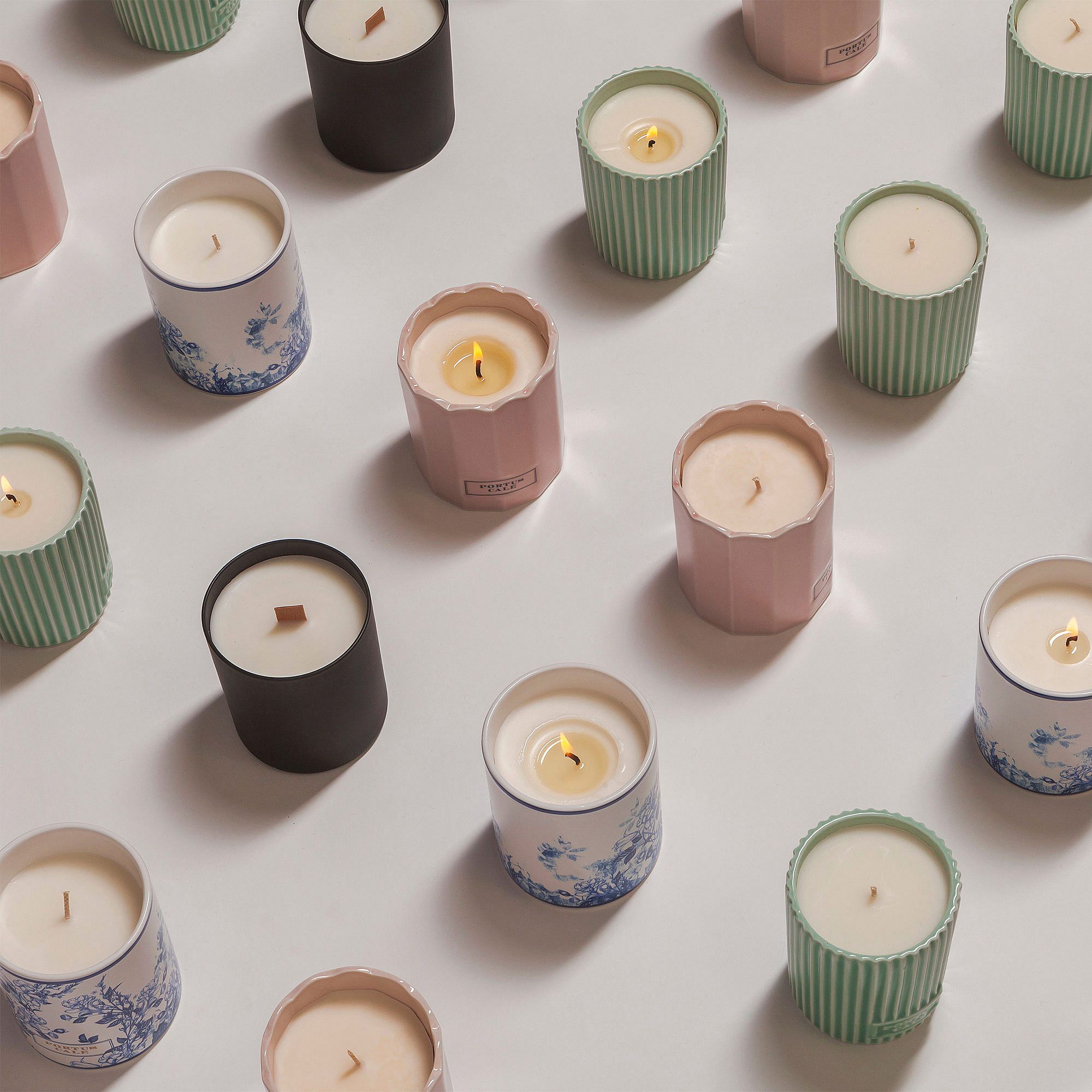 Gold & Blue Scented Candle by Portus Cale | Gold, White and Blue Candle ...