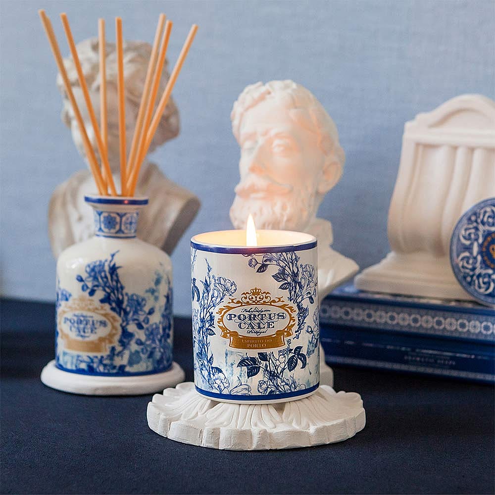 Gold & Blue Scented Candle by Portus Cale | Gold, White and Blue Candle ...