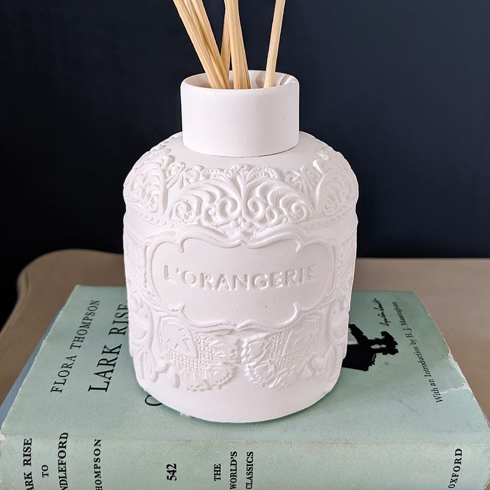 Spiced L'Orangerie Luxury Reed Diffuser | A Beautifully Presented Reed ...