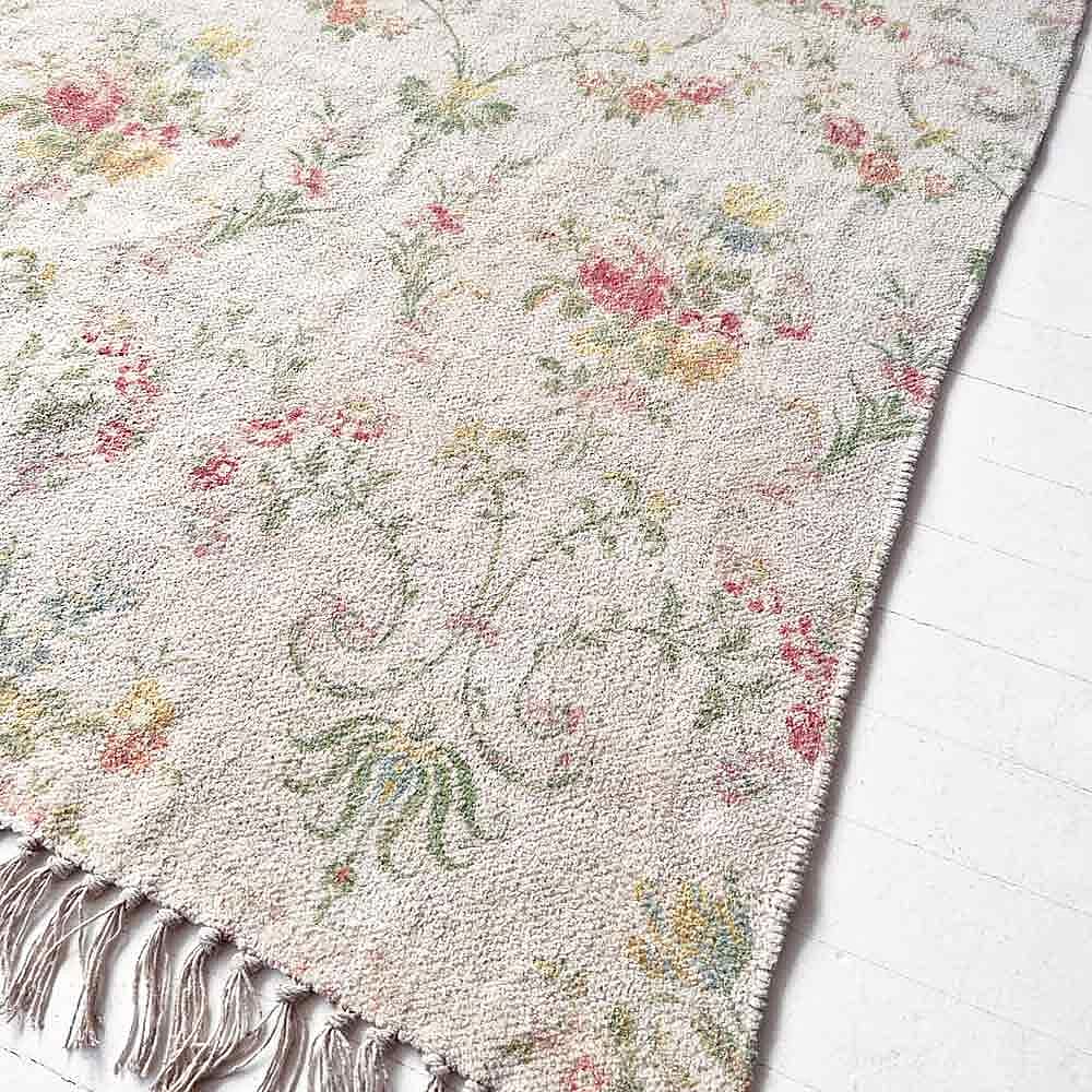 Windsor Rug | Hand-Loomed Floral Vintage Style Rug